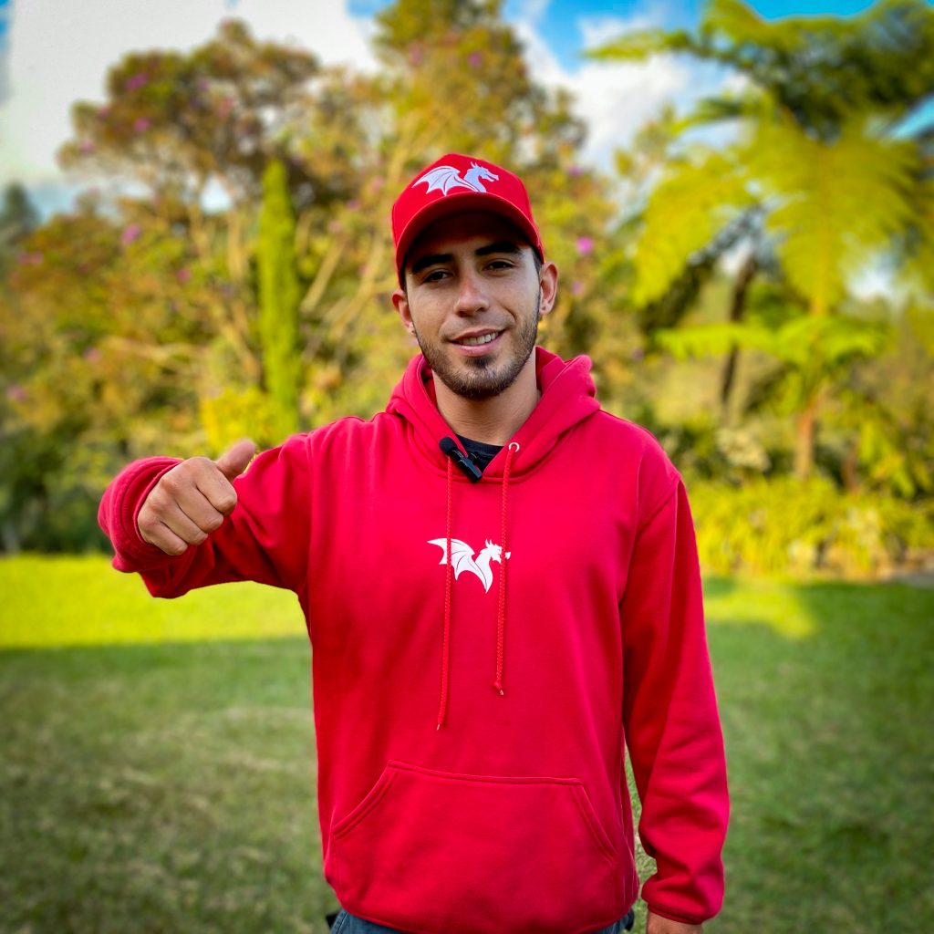 Conocenos- Pilotos expertos del parapente en Medellín